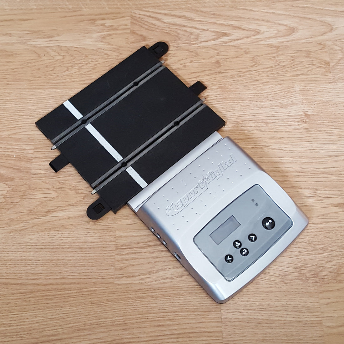 Scalextric Digital 1:32 Track - C7030 6 Car Lap Counter & Powerbase #A ...