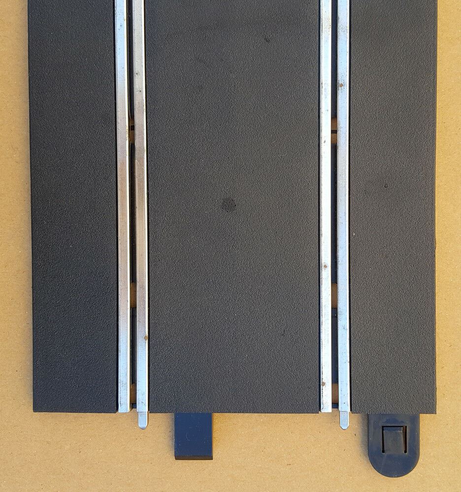 Scalextric Sport 1:32 Track - 8 C8205 C8554 Straights & 8 C8206 Curves ...